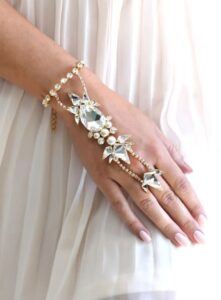33 Hand Bracelet Ideas to Dazzle Your Next Wedding Outfit - I'm Saying YES!